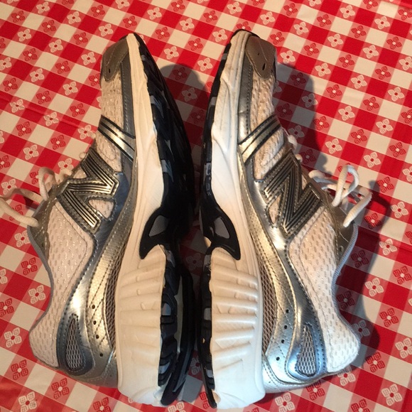 Shoes | New Balance Tennis Shoes 8 | Poshmark